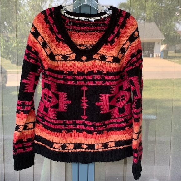 Roxy | Sweaters | Roxy Boatneck Aztec Print Sweater Tribal P | Poshmark